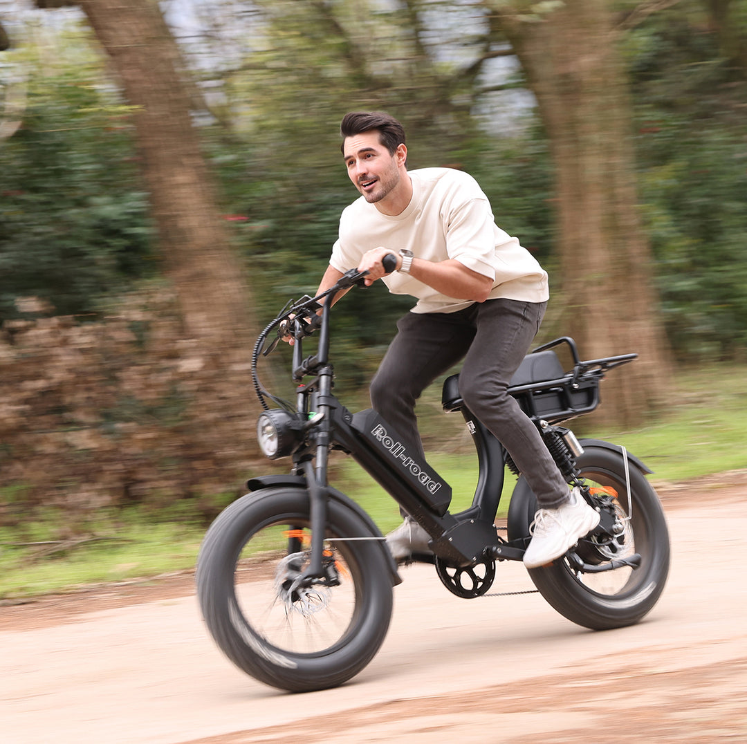 Moped-style Ebike | Roll Road Ebikes